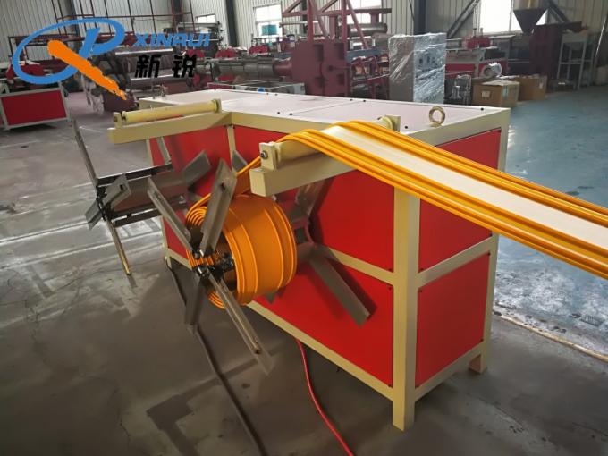 155kg/H 300mm Soft PVC Waterstops Making Machine